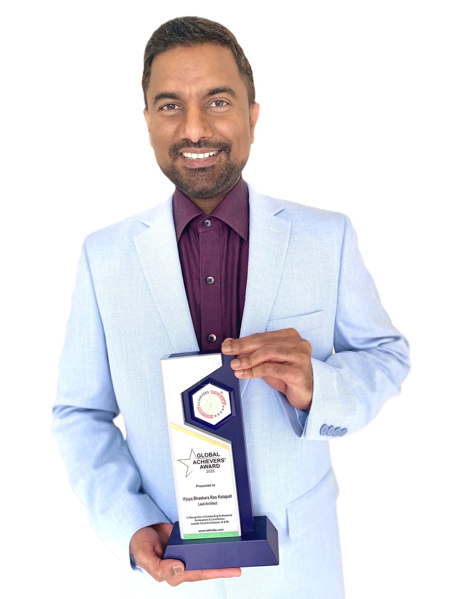 Mr. Vijaya Bhaskara Rao Kotapati with trophy - INDIAN ACHIEVERS FORUM